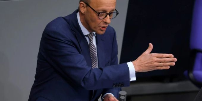 Merz wirft Scholz mangelnde Transparenz bei Washington-Reise vor | Nau.ch