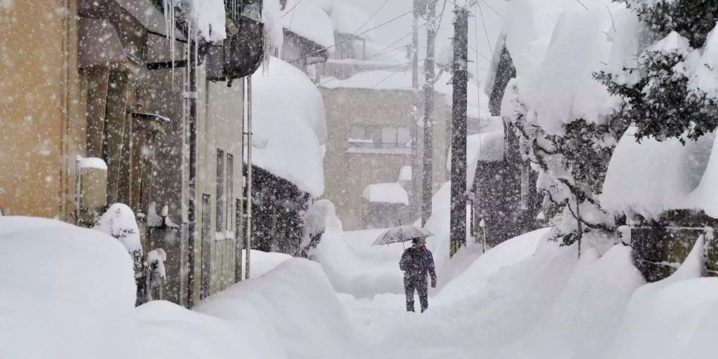 Starke Schneefälle sorgen für Stromausfälle in Japan Starke Schneefälle sorgen für Stromausfälle in Japan