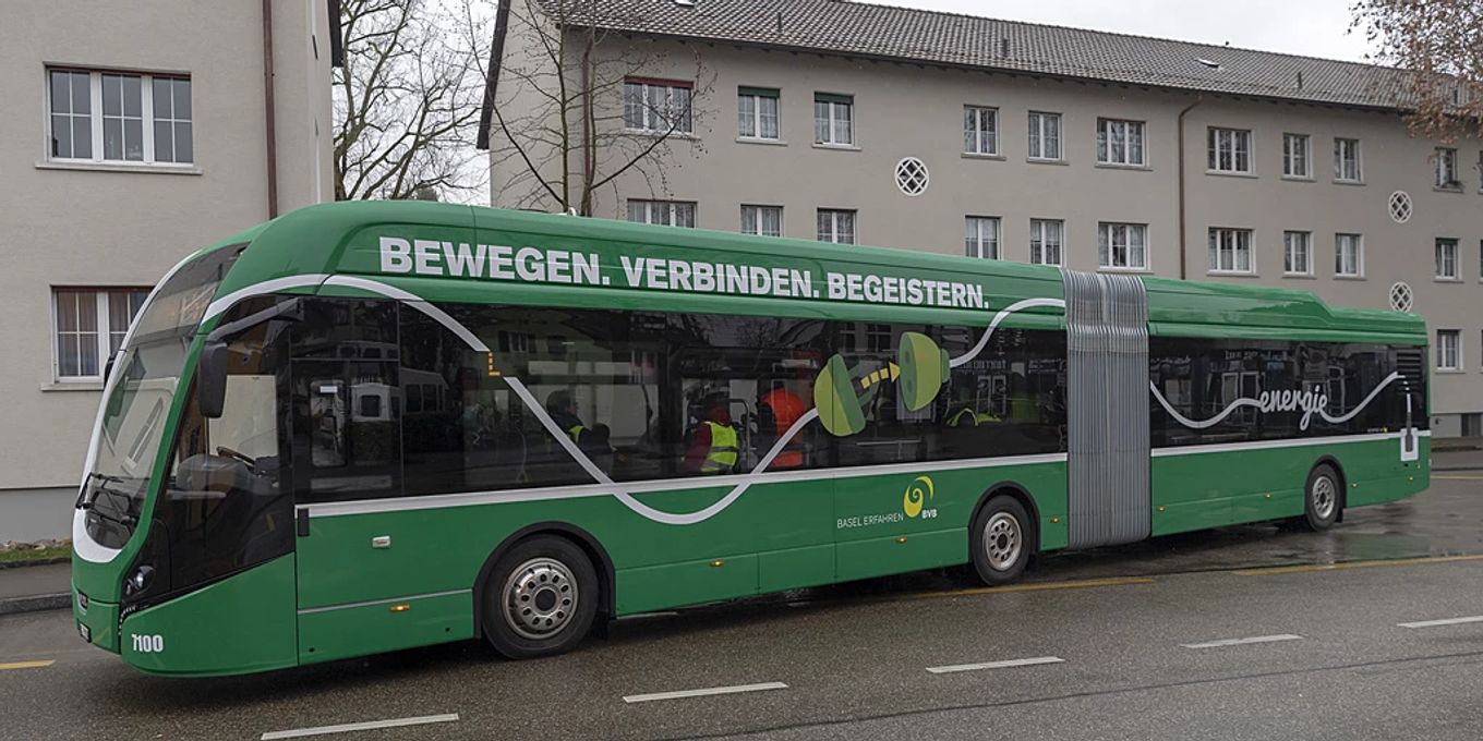 Basler Bus-Chauffeur sass 1,5 Jahre am Steuer – ohne Fahrausweis! | Nau.ch