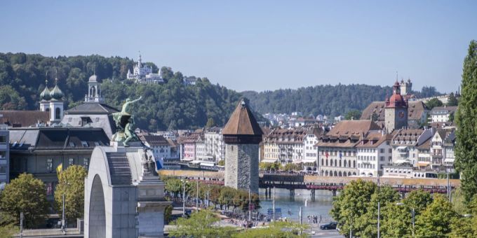 Luzerner Parlament stimmt Bestimmungen für Notlagen zu