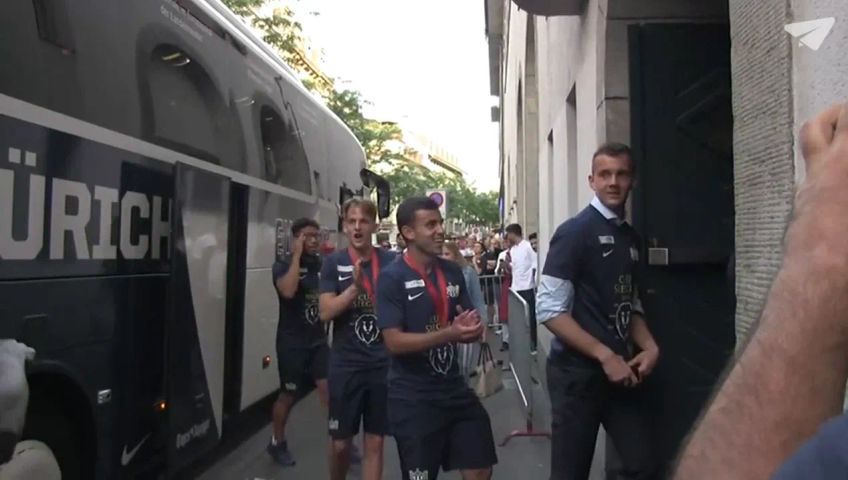 FCZ feiert seinen Cupsieg mit tausenden Fans