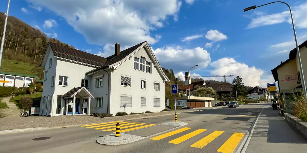 Instandstellung des Belags an diversen Strassen in Stallikon