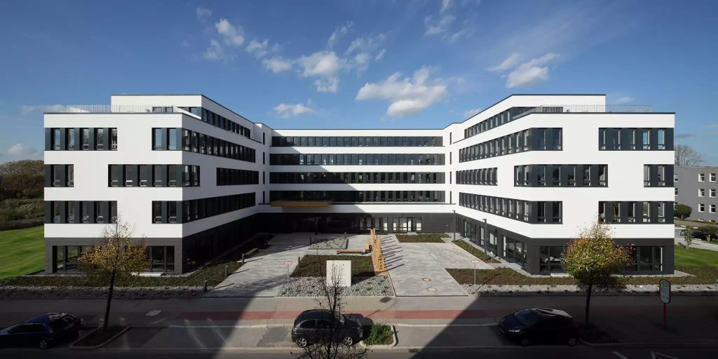 Adesso AG erwirbt Mehrheitsbeteiligung an Management Systems AG