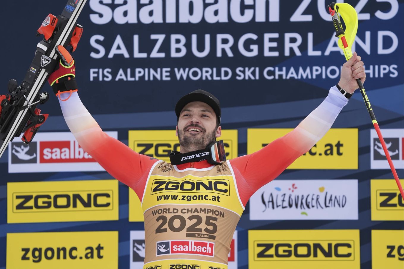 Loïc Meillard krönt WM mit Slalom-Gold: «Es ist einfach genial» | Nau.ch