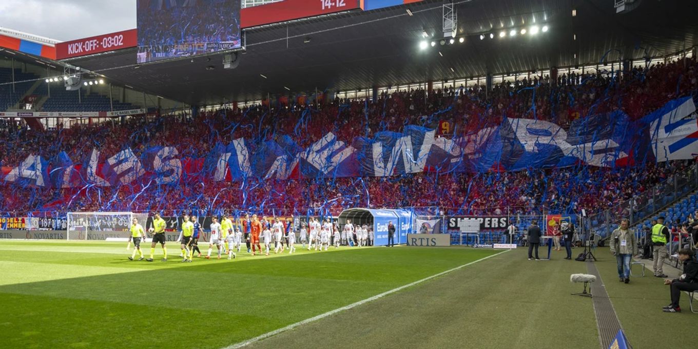 FC Basel erhält eine Million Franken für neuen Rasen | Nau.ch