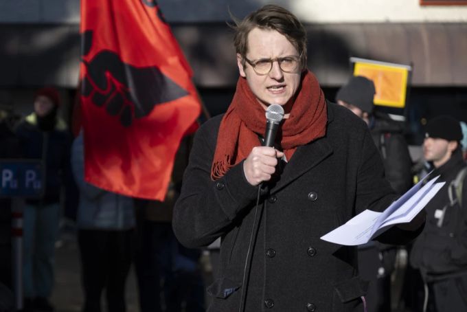 Nonbinär oder bisexuell: Kampfwahl ums Juso-Präsidium | Nau.ch