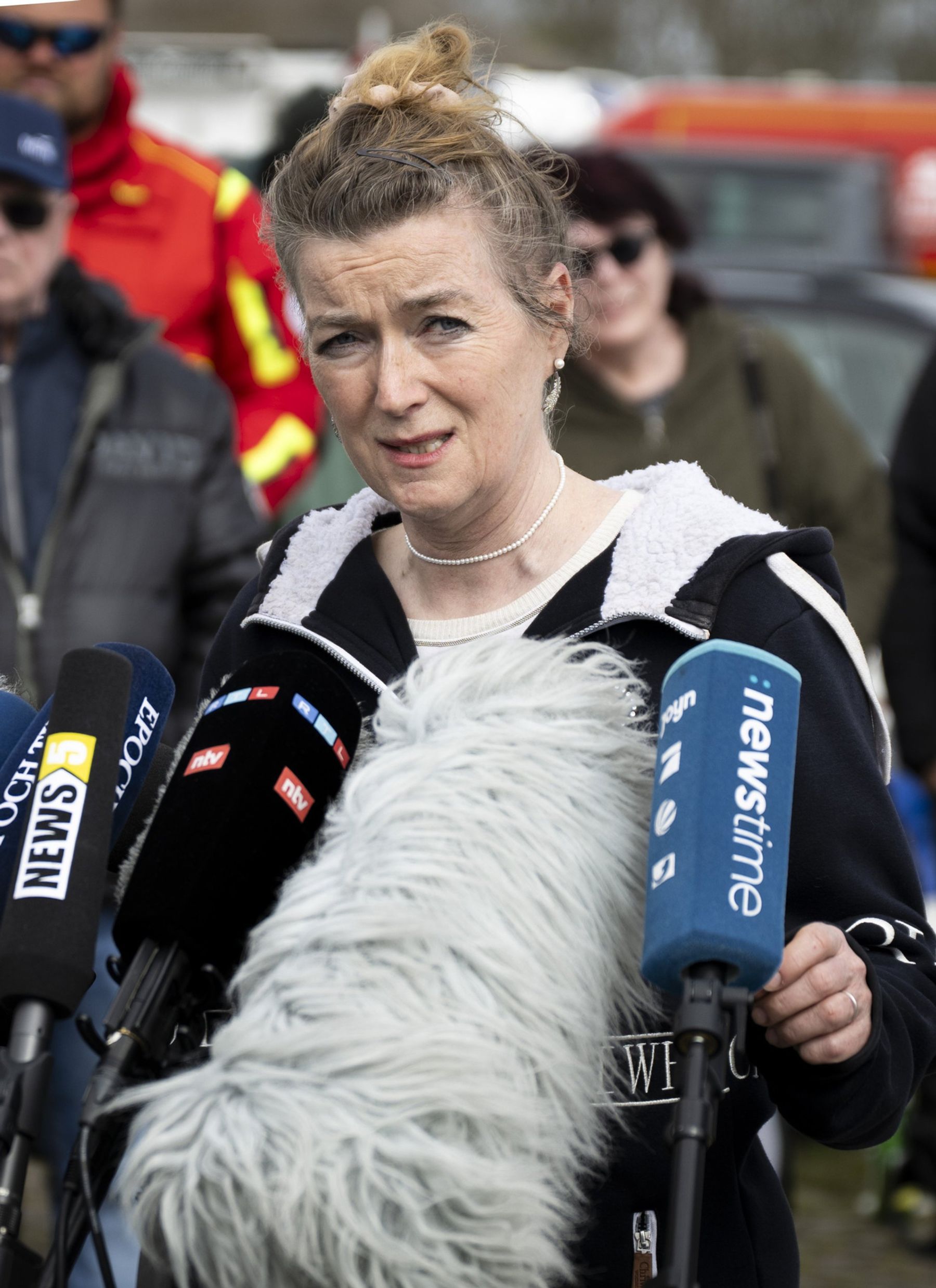 Timmy-Rettung: Spezial-Barge in Poel eingetroffen | Nau.ch