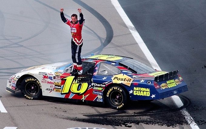 NASCAR-Legende Greg Biffle stirbt mit Familie bei Flugzeugabsturz | Nau.ch