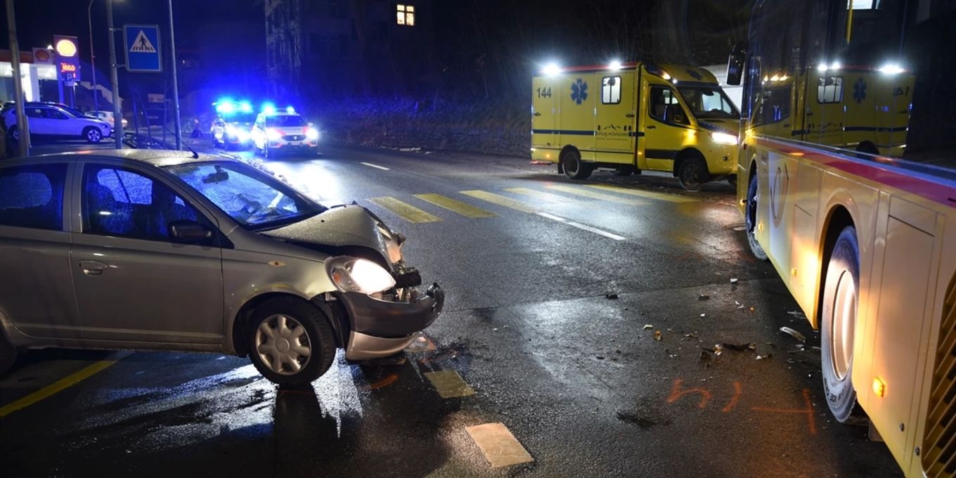 Thusis GR: Ein Verletzter bei Kollision auf Kreuzung | Nau.ch