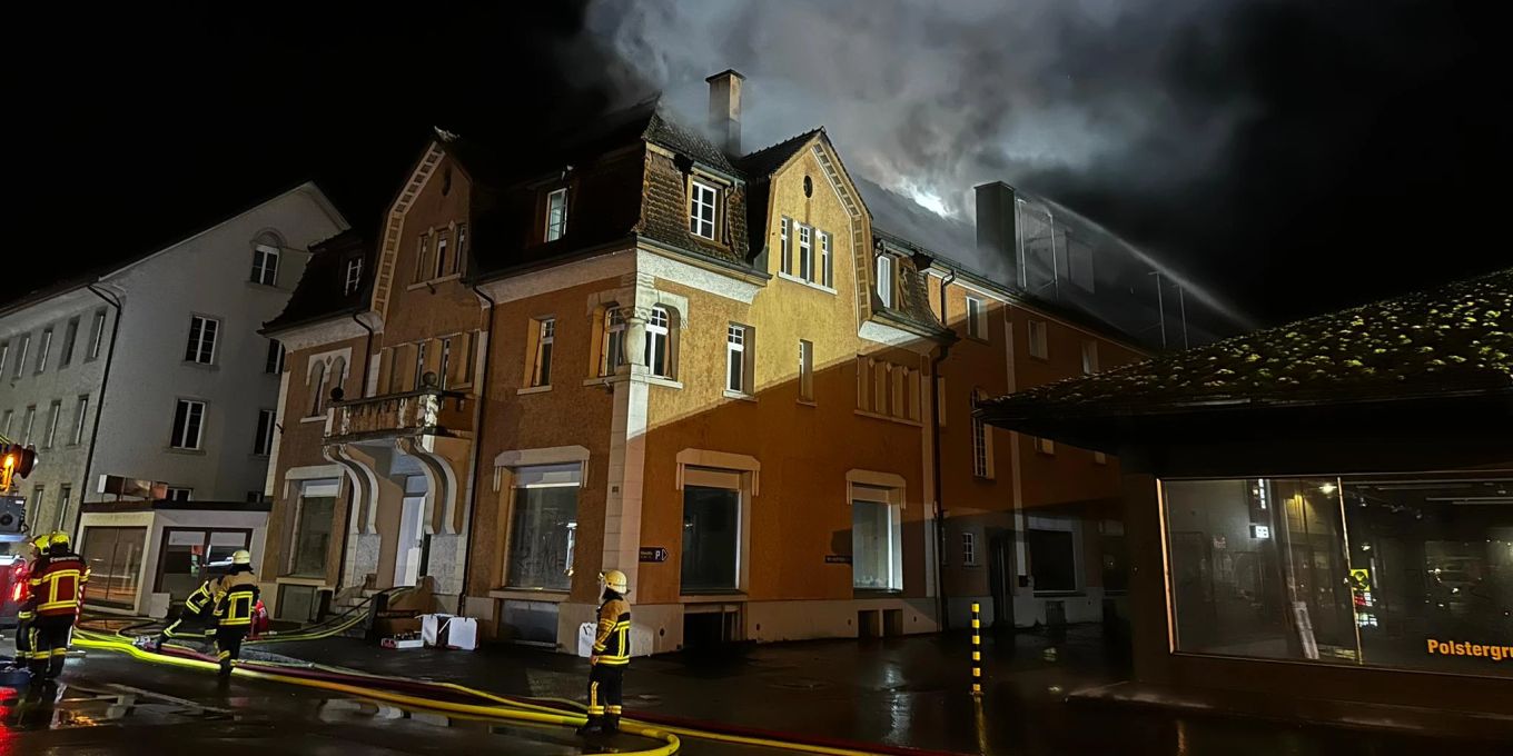 Seon AG: Leerstehendes Gebäude brennt zum zweiten Mal | Nau.ch