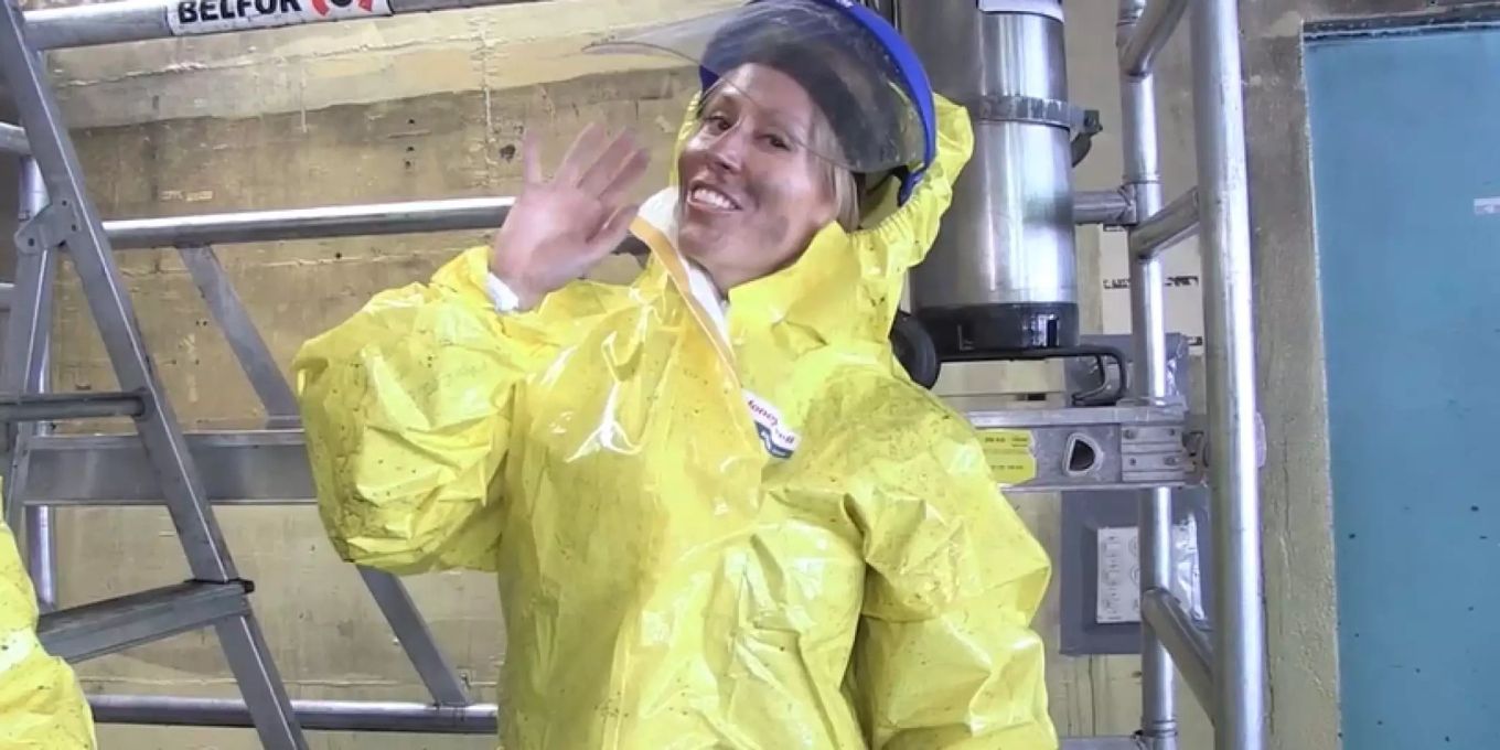 Sara machts in der Brandschaden-Sanierung | Nau.ch