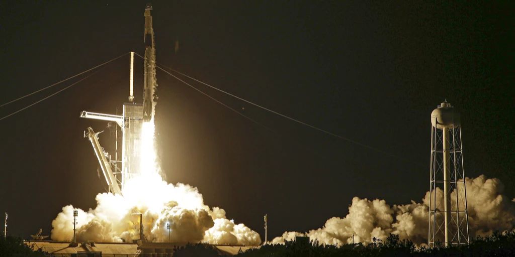 SpaceX: Start von erster privater Mission zur ISS verschoben