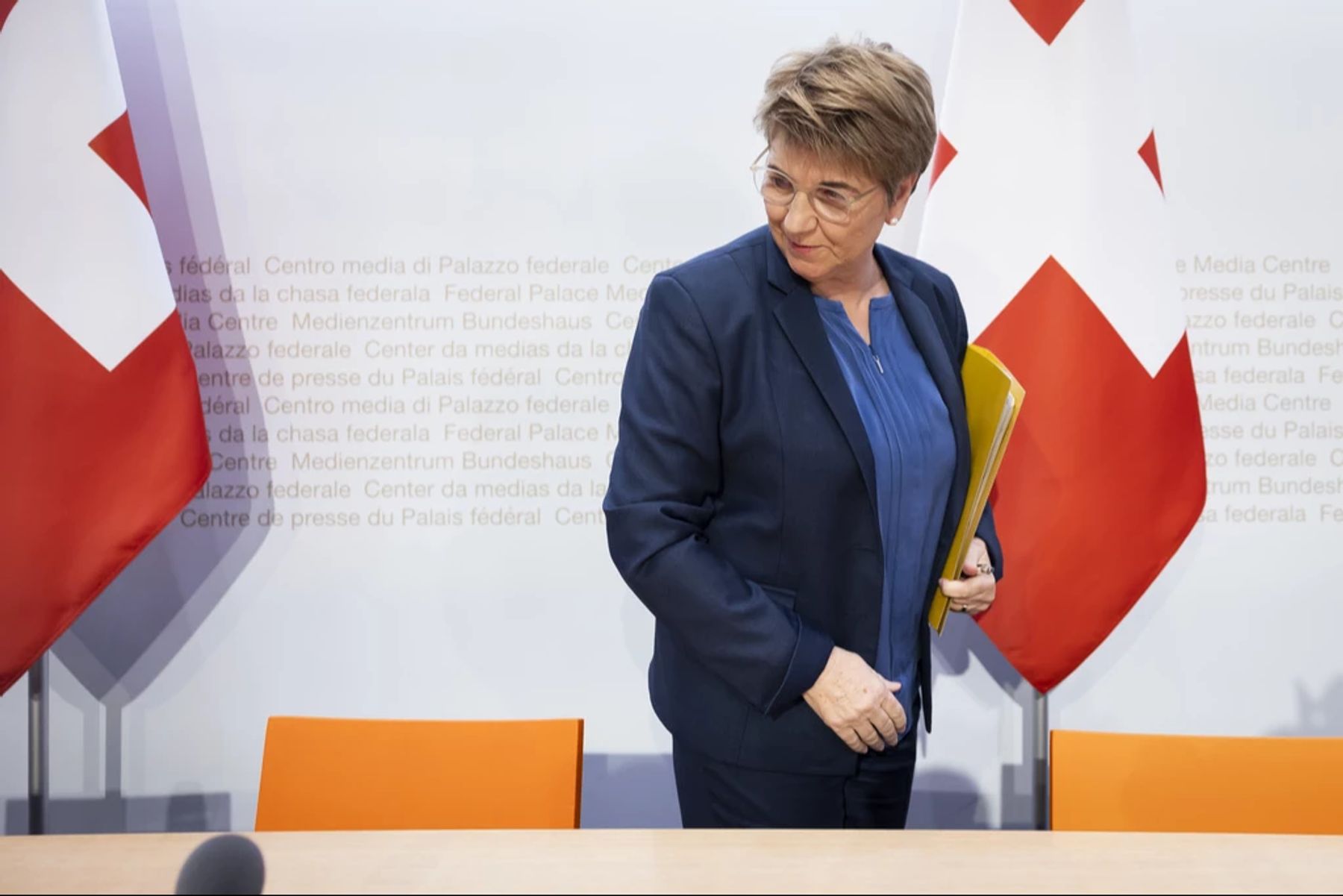 «Arena» – SVP-Matter: «Amherd hinterlässt Trümmerfeld im VBS» | Nau.ch