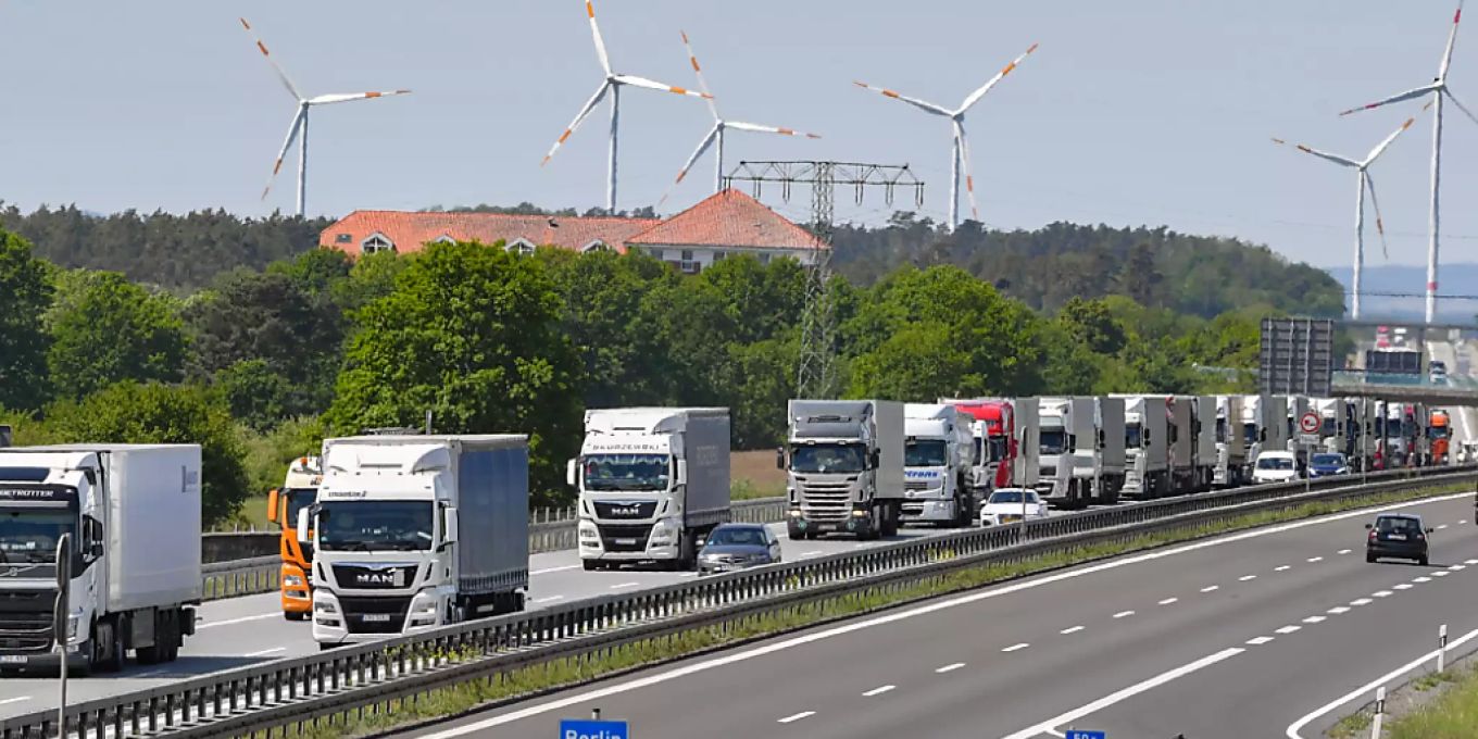 EU verbessert Bedingungen für LKW-Chauffeure - Schweiz interessiert | Nau.ch