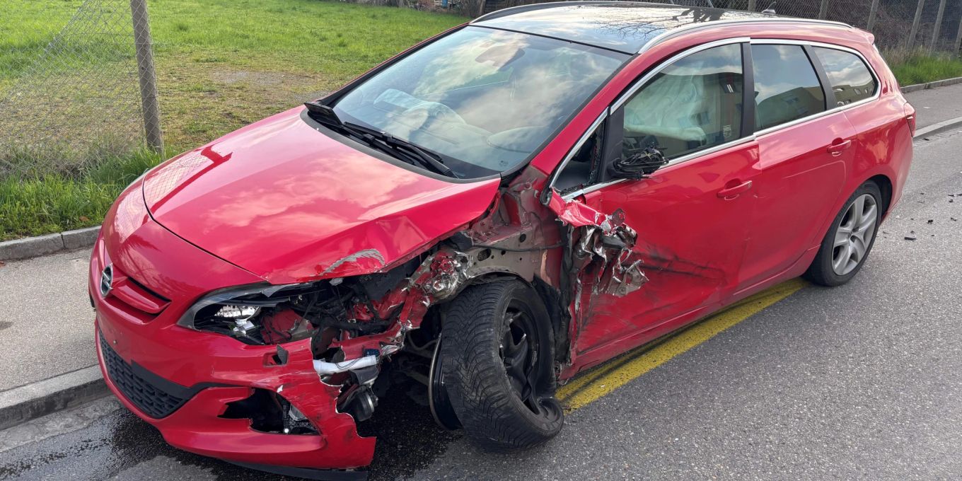 Kradolf TG: Hauptstrasse nach Unfall mit Lastwagen und Auto gesperrt ...