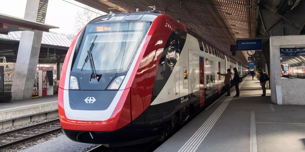 Mit dem Fahrplanwechsel gibt es bei der SBB nur noch Kundenbegleiter Mit dem Fahrplanwechsel gibt es bei der SBB nur noch Kundenbegleiter