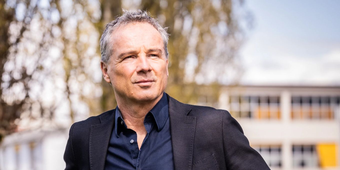 Soooo unfair: Ueli Schmezer darf bei Nau.ch kolumnieren | Nau.ch