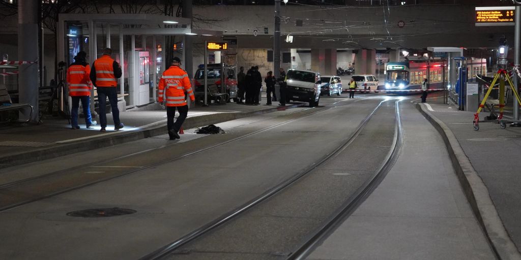 Bahnhof Oerlikon Ost: Passantin bei Unfall mit Tram schwer verletzt