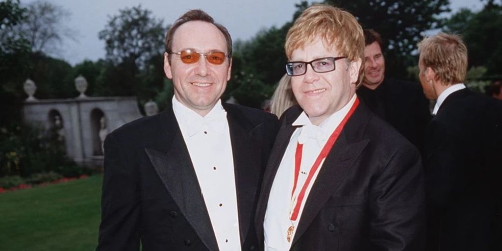 Elton John als Zeuge im Strafprozess gegen Kevin Spacey Elton John als Zeuge im Strafprozess gegen Kevin Spacey
