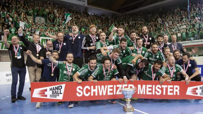 Wacker Thun: Spieler singen Vereins-Hymne – und begeistern | Nau.ch