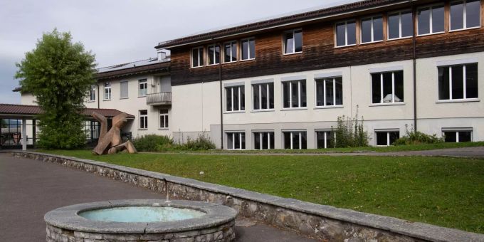 Belp plant die Sanierung des Dorfschulhauses | Nau.ch