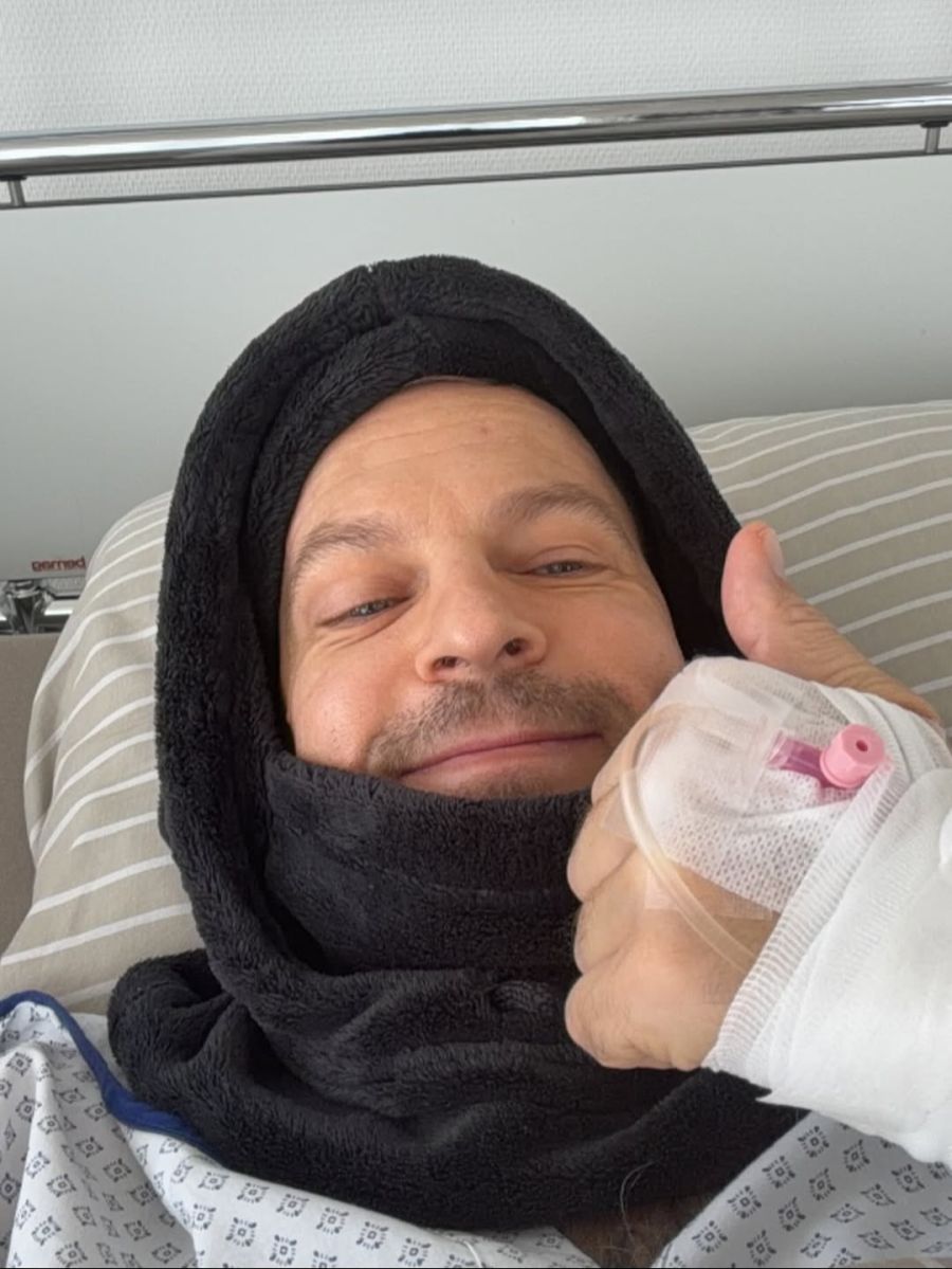 Bandscheibenvorfall: Rapper Stress meldet sich aus dem Spitalbett | Nau.ch
