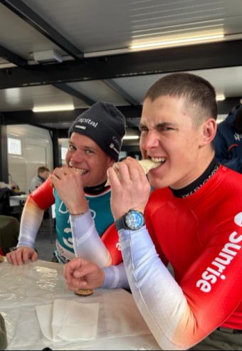 Franjo von Allmen und Co. gönnen sich kurioses Dreifachsieg-Menü | Nau.ch