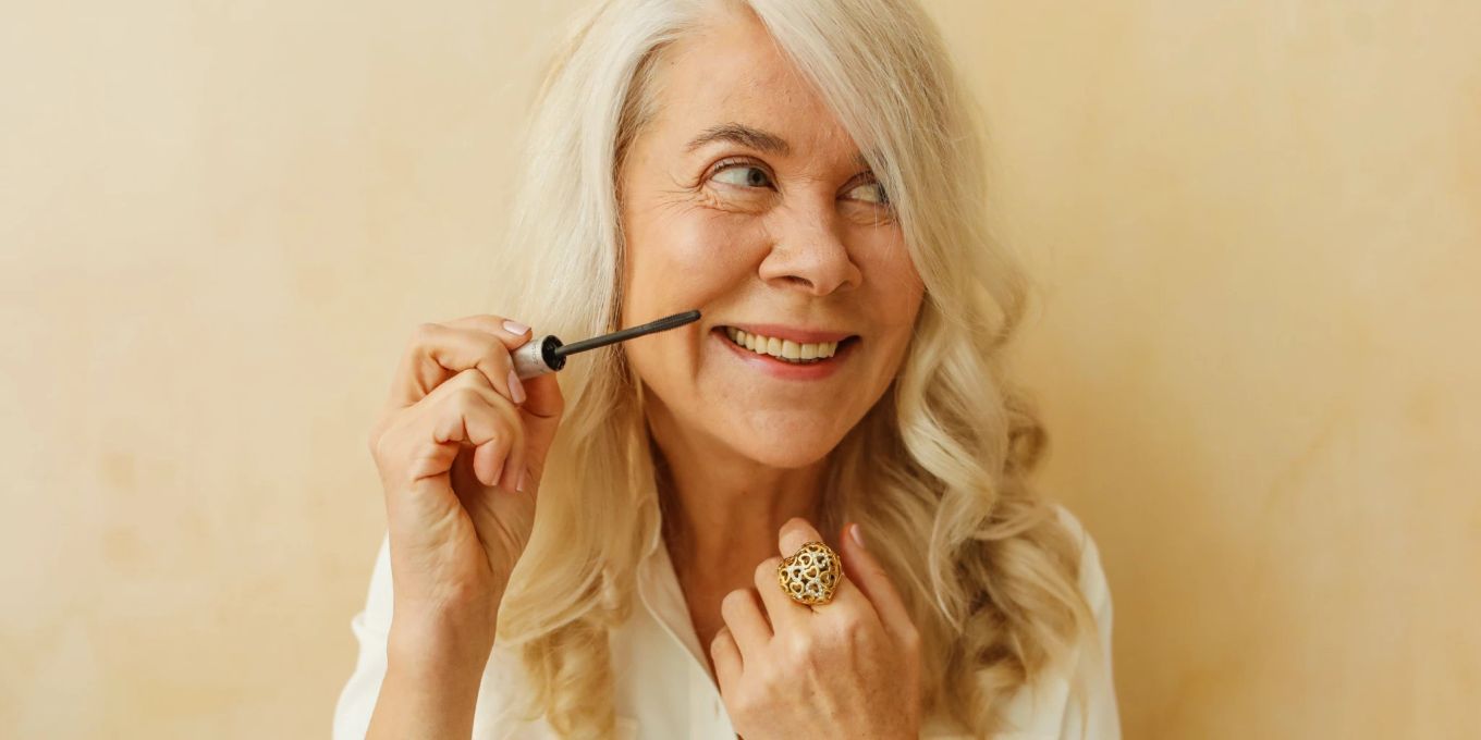 So Schädlich Kann Das Tägliche Tragen Von Make Up Sein Nau Beauty