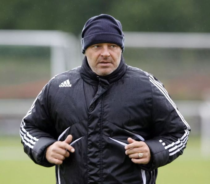 Ex-Nati-Keeper Stephan Lehmann greift Bellinzonas Materialwart an! | Nau.ch