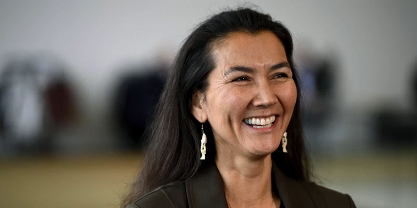 US-Demokratin Peltola gewinnt in Alaska erneut gegen Sarah Palin | Nau.ch