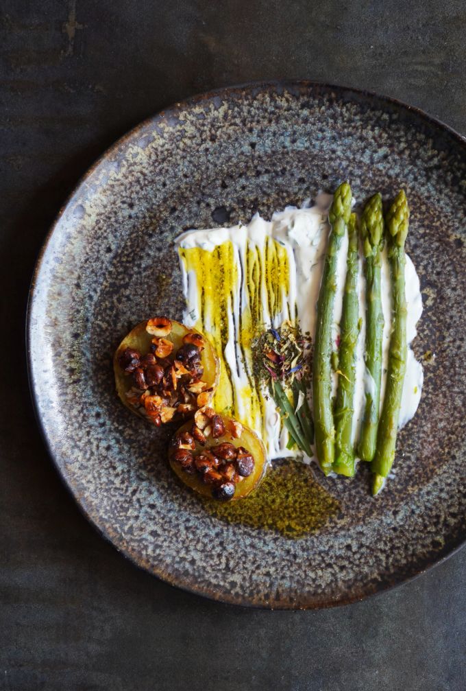 Grüner Spargel mit Estragon-Crème und Kartoffeln | Nau.ch