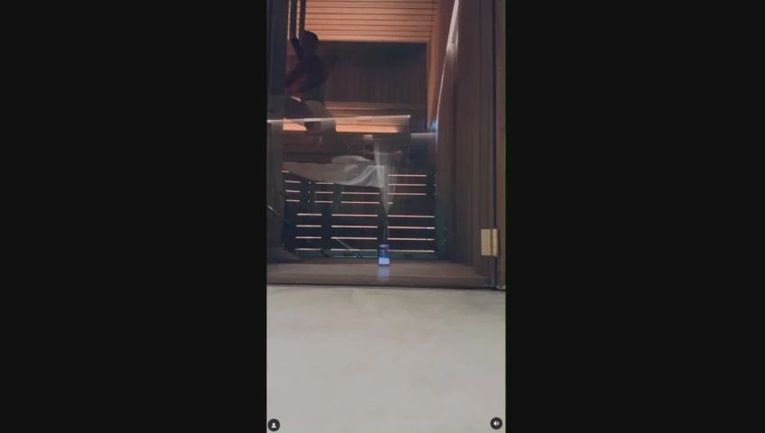 Cristiano Ronaldo und seine Georgina turnen – in der Sauna!
