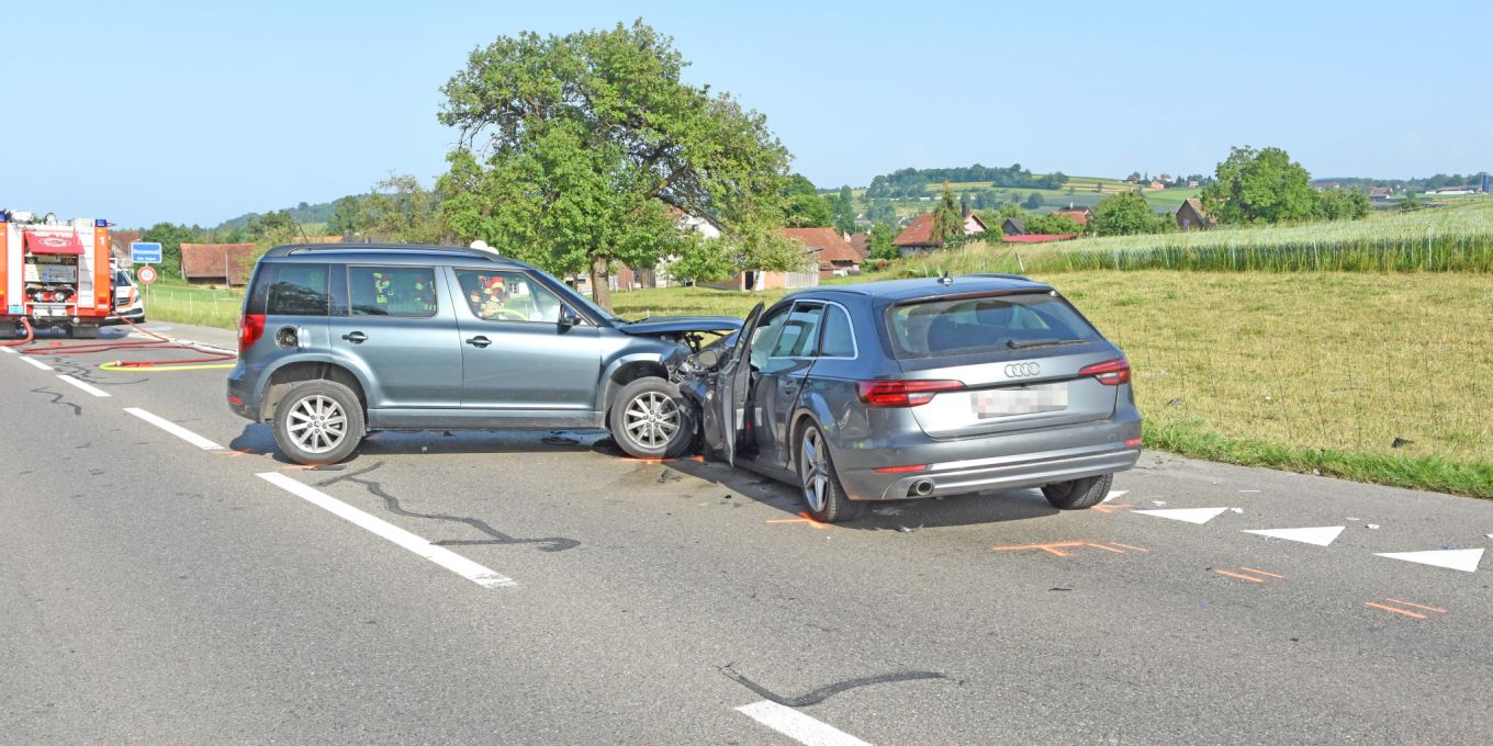 Hessenreuti TG: Vier Verletzte bei Frontalkollision – Zeugen gesucht | Nau.ch