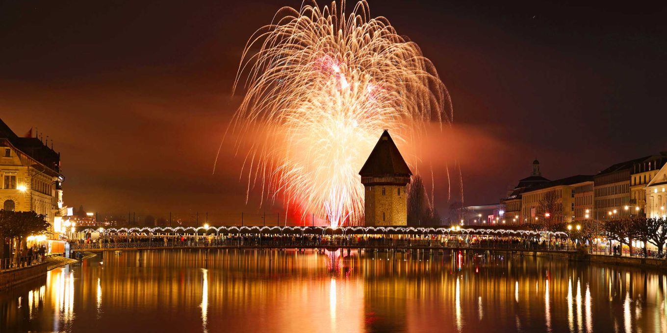 Neujahrszauber-Feuerwerk: Luzern startet funkelnd ins neue Jahr | Nau.ch