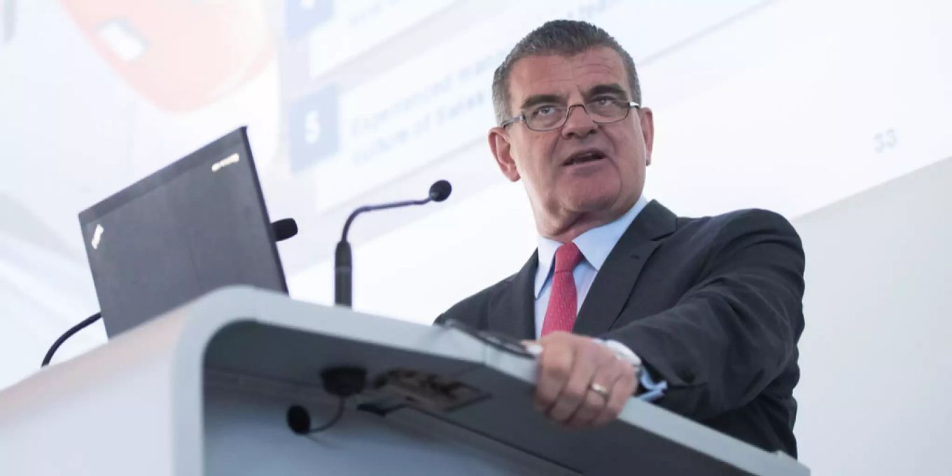 Peter Spuhler kauft sich Rieter- und Stadler-Rail-Aktien | Nau.ch