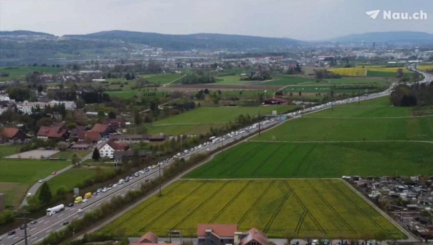 Verkehrsunfall sorgte für grosses Verkehrsaufkommen um Uster Verkehrsunfall sorgte für grosses Verkehrsaufkommen um Uster
