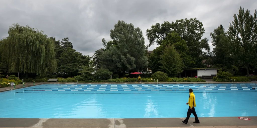 Wetter: Morgen gehen trotz Regen die Badis auf