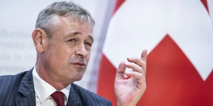 Jean-Daniel Ruch tritt mit Putin-Verstehern auf | Nau.ch