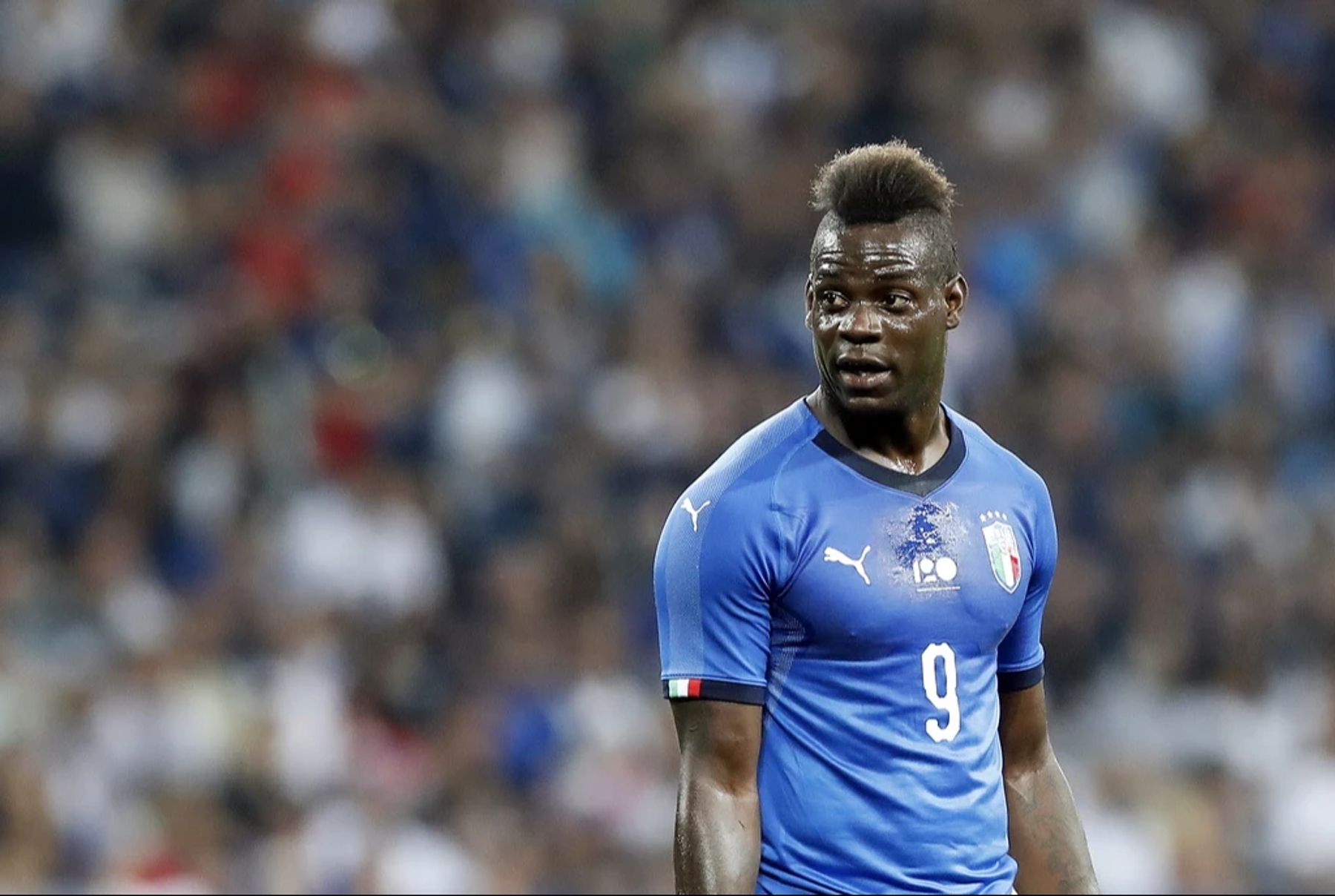 Mario Balotelli crasht seinen Audi – und steigt torkelnd aus Wagen | Nau.ch