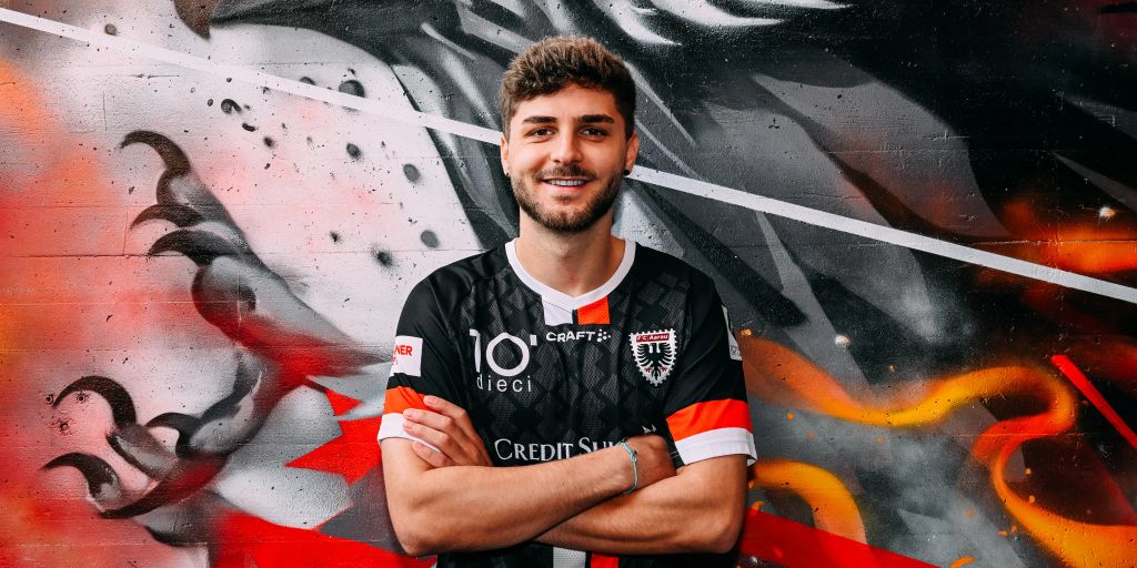 Der FC Aarau verpflichtet Mittelfeldspieler Izer Aliu