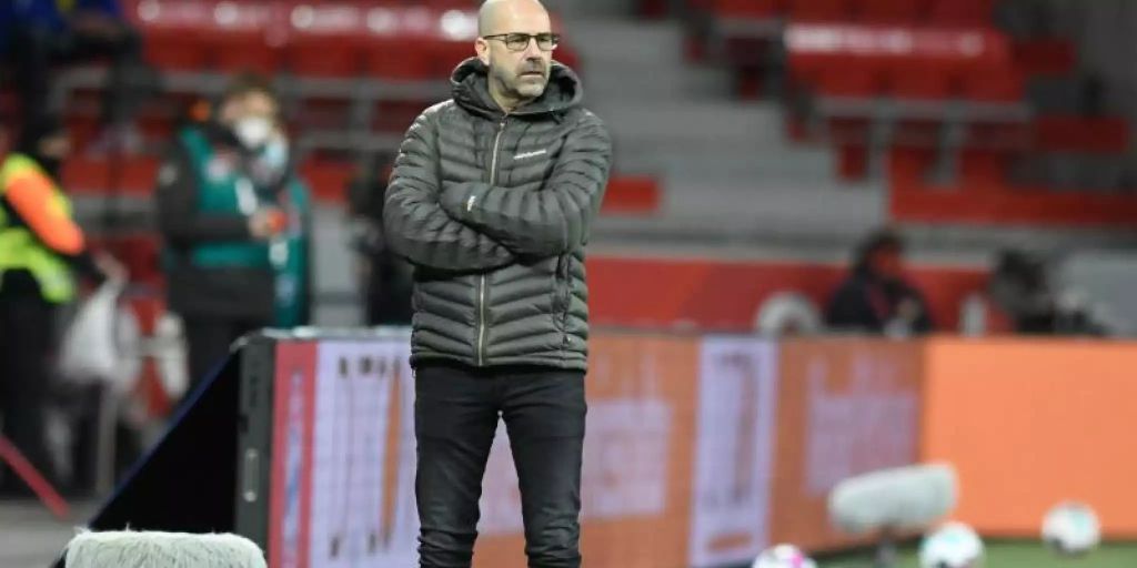 Bosz: Kein Bayern-Rückschlag - Fosu-Mensah in Quarantäne