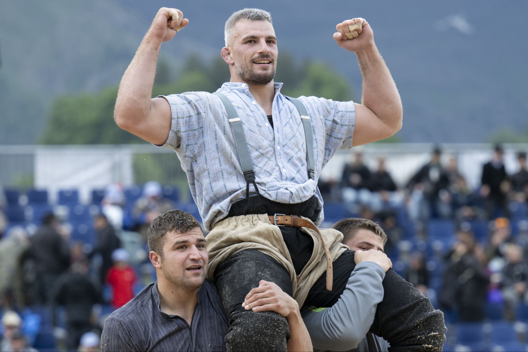 Schwingen: Samuel Giger triumphiert am St. Galler Kantonalen | Nau.ch