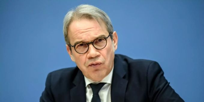 Thüringens Innenminister Maier: «Tourismus» von gewaltbereiten ... Thüringens Innenminister Maier: «Tourismus» von gewaltbereiten ...