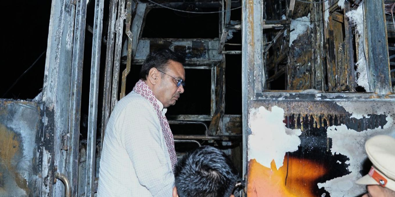 Im Bus verbrannt: 20 Tote bei Verkehrsunglück in Indien | Nau.ch