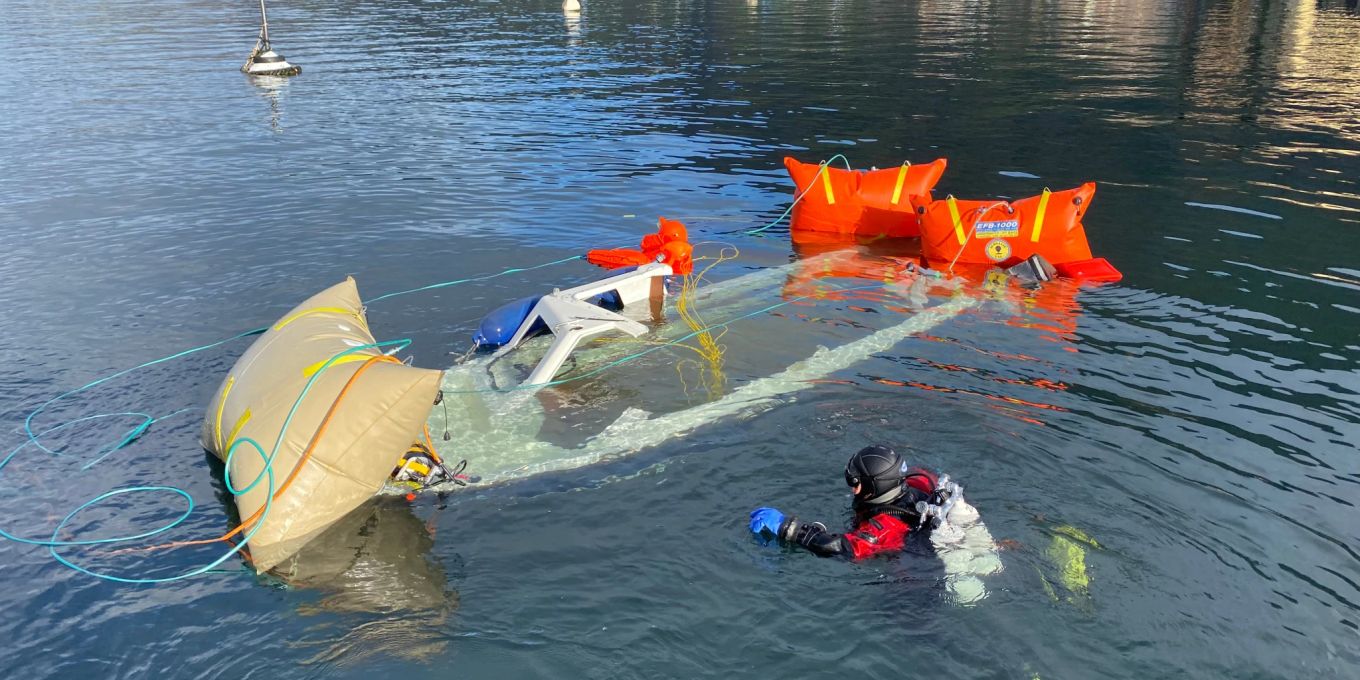 Arth SZ: Gesunkenes Boot aus Zugersee geborgen | Nau.ch