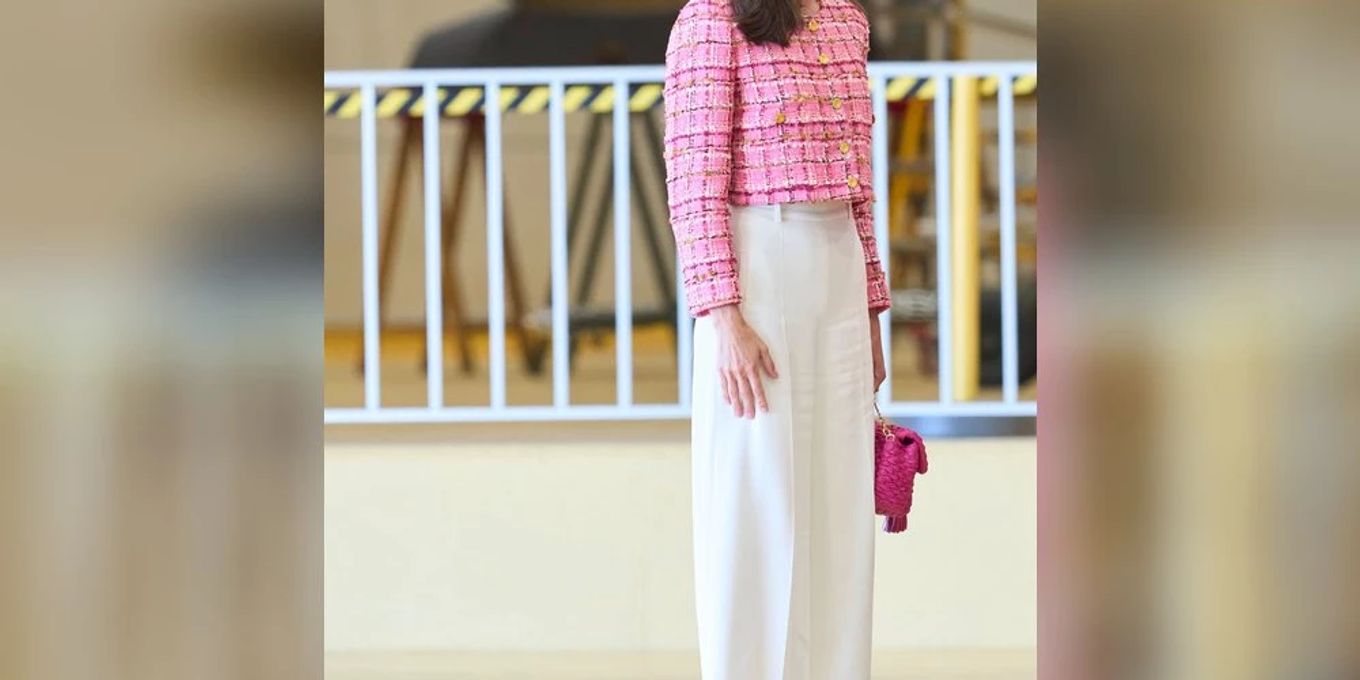 Pink und Weiss: Letizia von Spanien strahlt in modernem Frühlings-Look ...