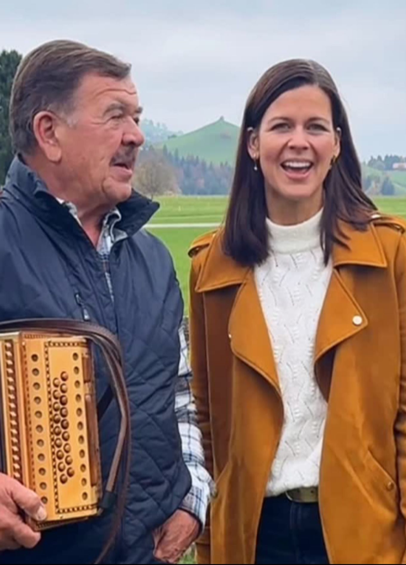 Bandscheiben-Probleme bei Melanie Oeschs «Vätu»: Tour wird pausiert ...