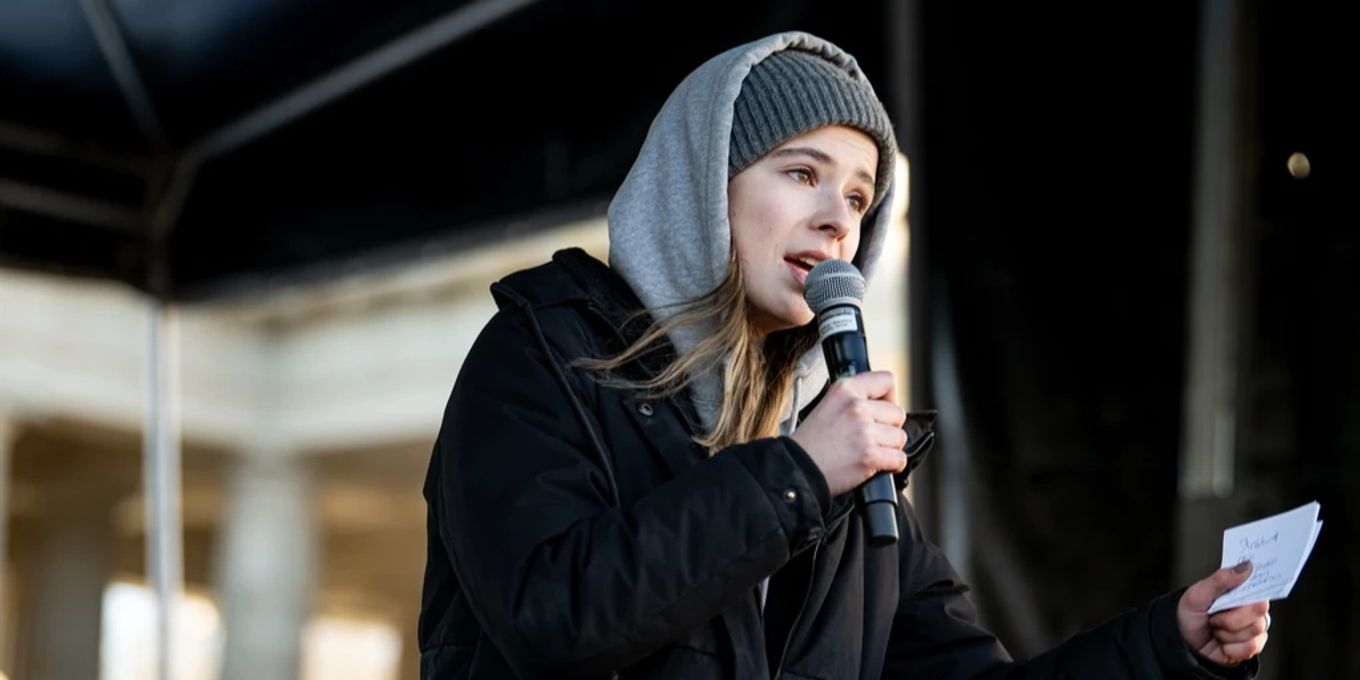 Klima-Aktivistin Luisa Neubauer provoziert mit Kleid an Ballnacht | Nau.ch