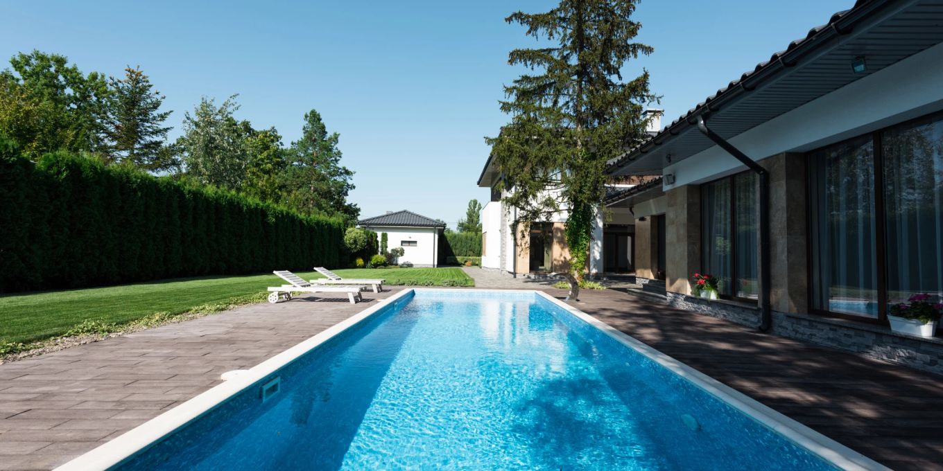 Warum sich ein Luxuspool in Ihrem Traumhaus lohnt | Nau Luxury