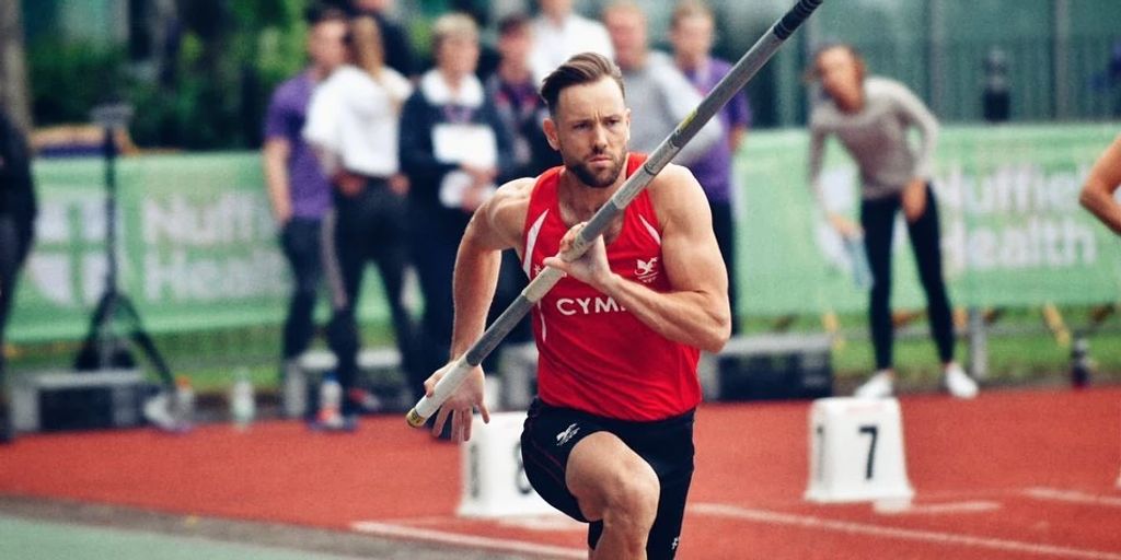 Zehnkämpfer Ben Gregory kämpft nach Horror-Crash um sein Leben